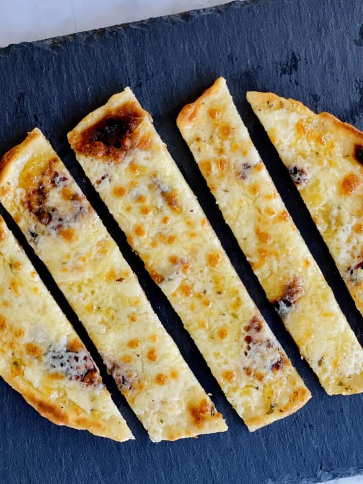Garlic Flatbread (with Homemade Garlic Herb Butter) — Love Incredible ...